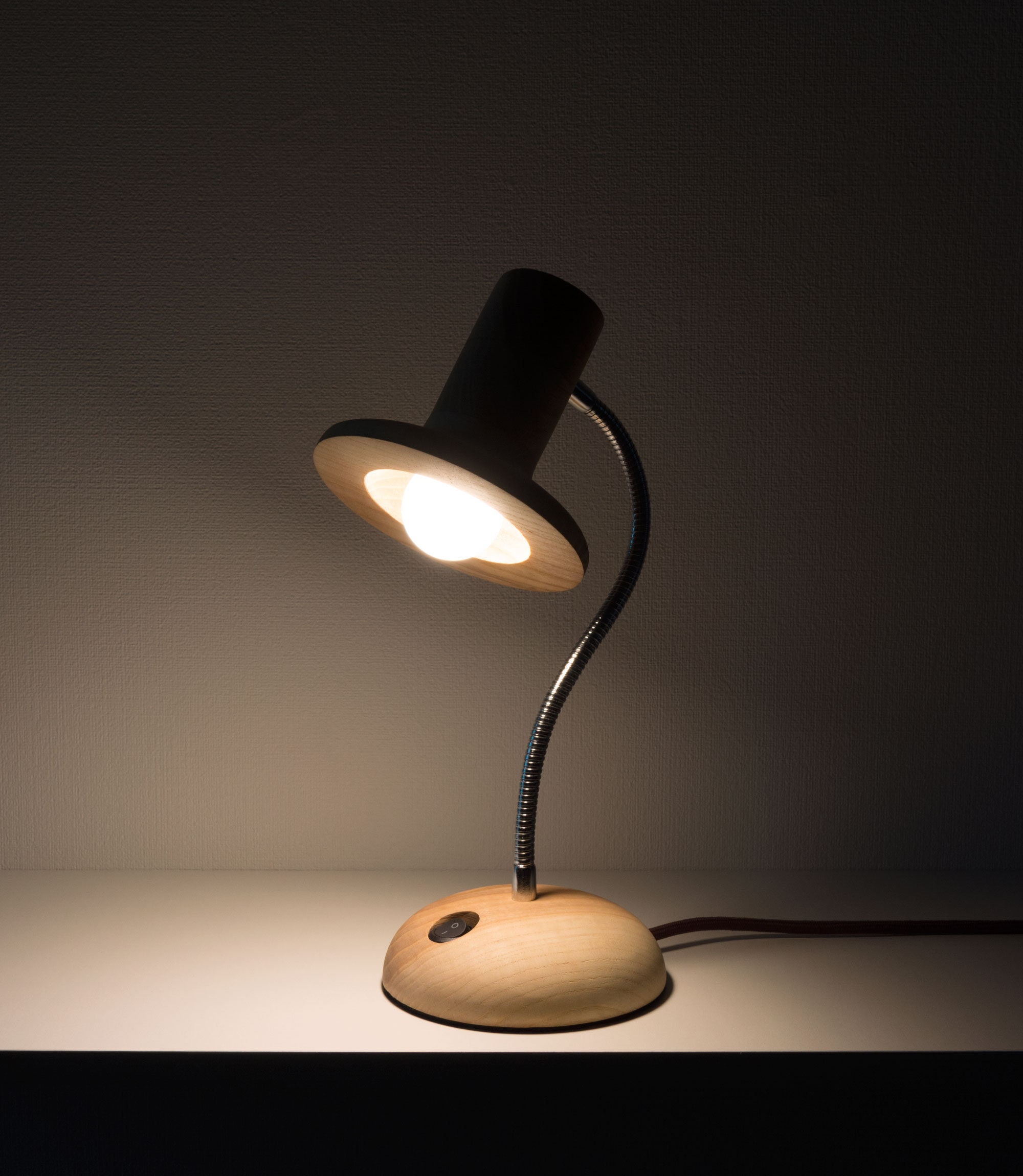 Bryl - Wooden Table Lamp With Flexible Gooseneck and Led Lamp. - Etsy