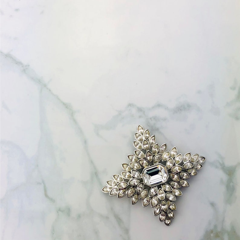 Chameau Et Chameau Kenneth Jay Lane KJL Vintage 90s Cruciform Star ...