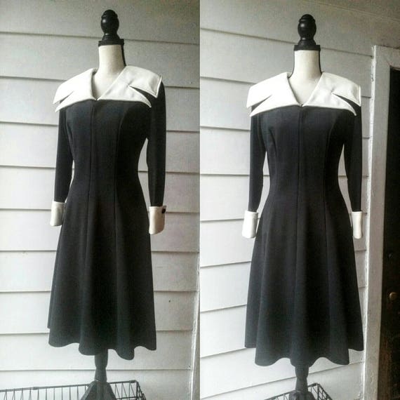 1960s Atomic Mod Black and White Dress || Jennifer Da… - Gem