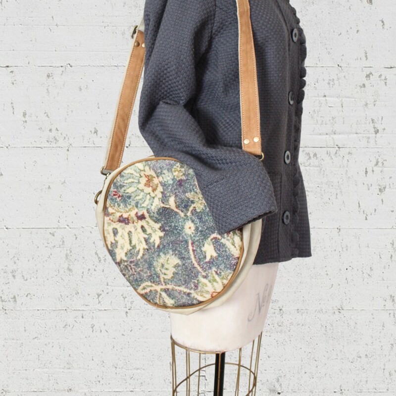 Round Leather Purse - Etsy