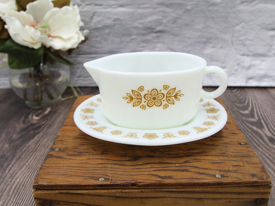 PYREX GRAVY DRESSING Dish, Gold Butterfly Pattern Tableware, Vintage ...