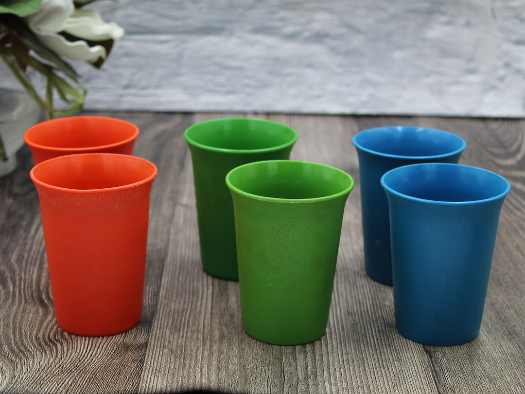 1970s VINTAGE TUPPERWARE CUPS 6 1970's Tupperware - Etsy