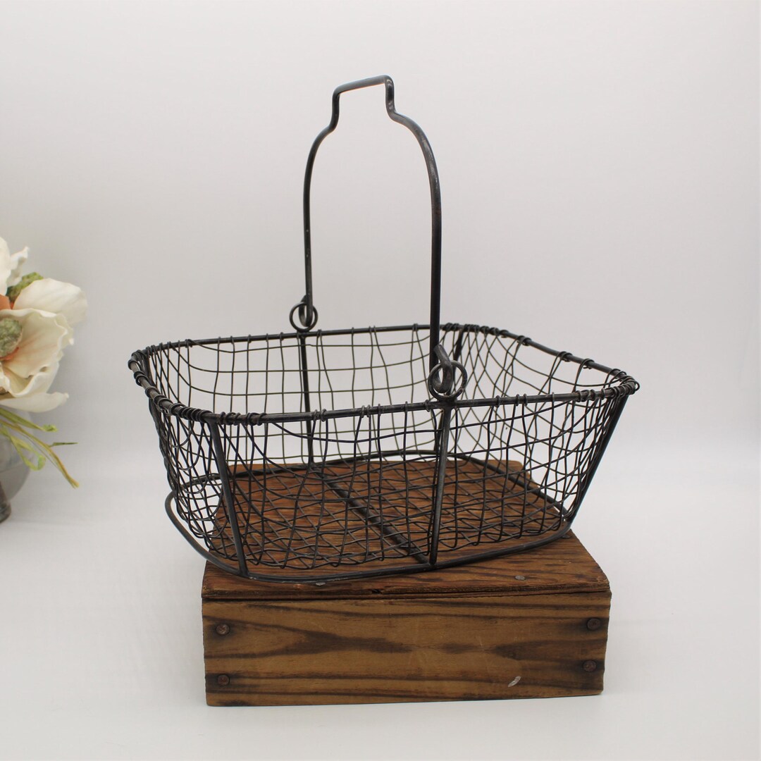 VINTAGE METAL FLOWER Basket, Large Wire Egg Basket, Salvage Decor, May ...