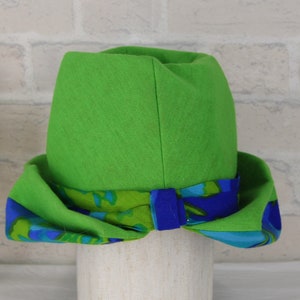 1960's MR. KENT MOD Cloche Hat, Bright Psychedelic Lined Hat of Blue ...