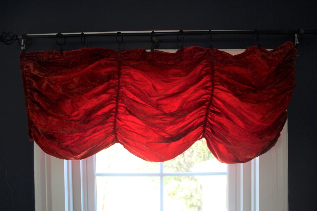 VINTAGE RED VELVET Valance Crushed Velvet Balloon Curtain Mcm Red ...