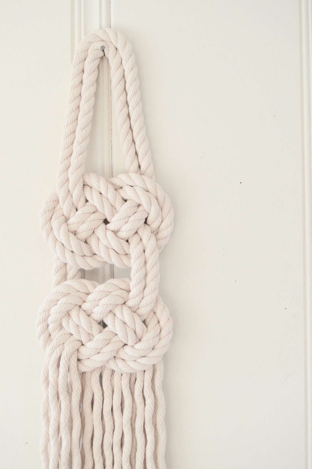 Double Coin Wall Hanging / Macrame Wall Hanging / Carrick Bend Wall ...