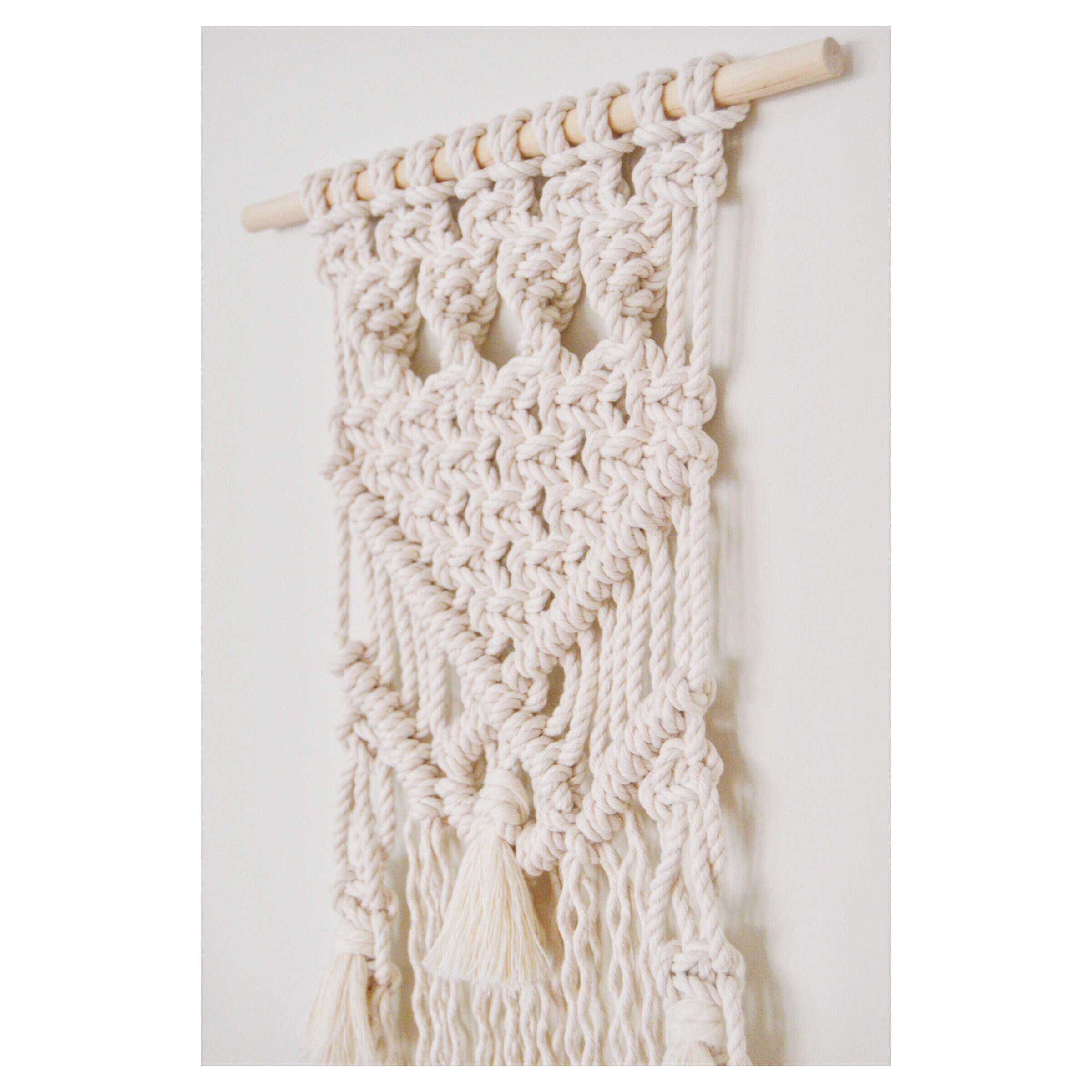 Store 1 — Language of Knots