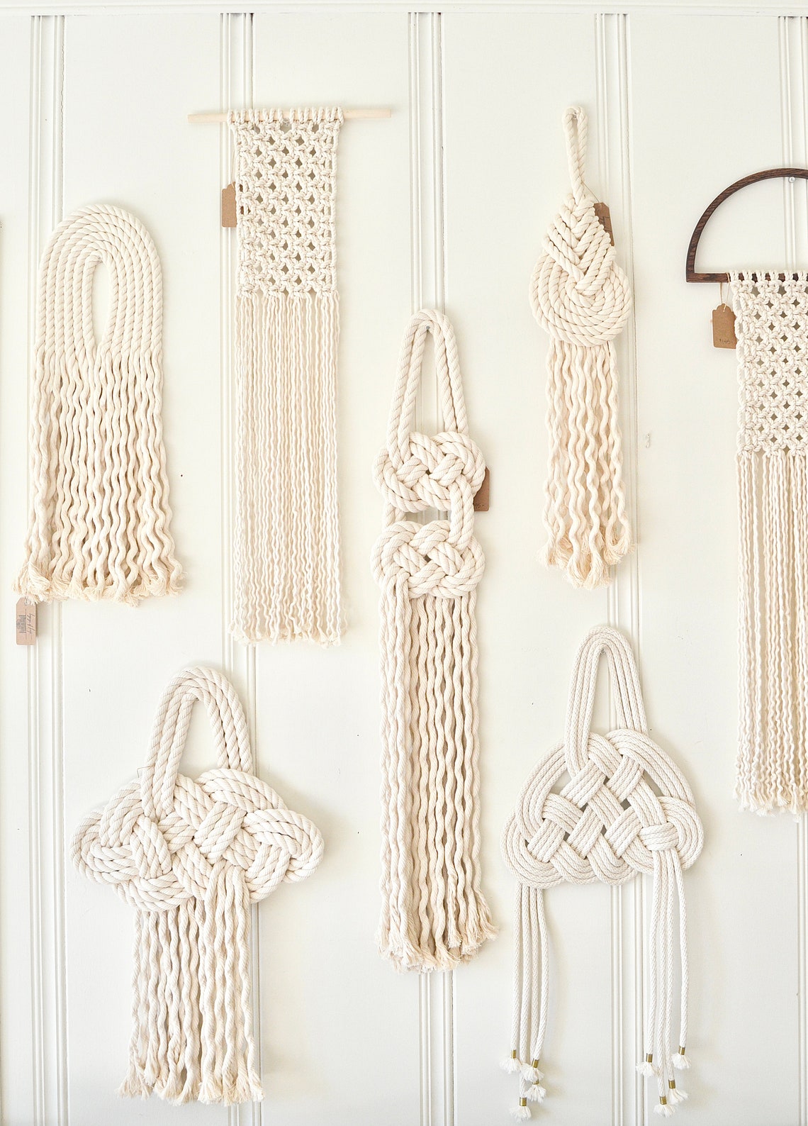 Double Coin Wall Hanging / Macrame Wall Hanging / Carrick Bend - Etsy