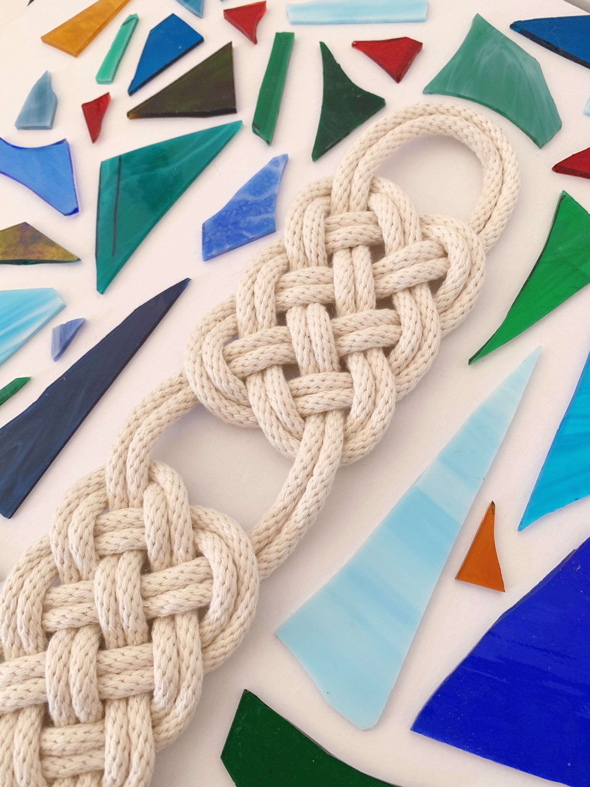 Celtic Knot Wall Charm / Fiber Art Wallhanging - Etsy