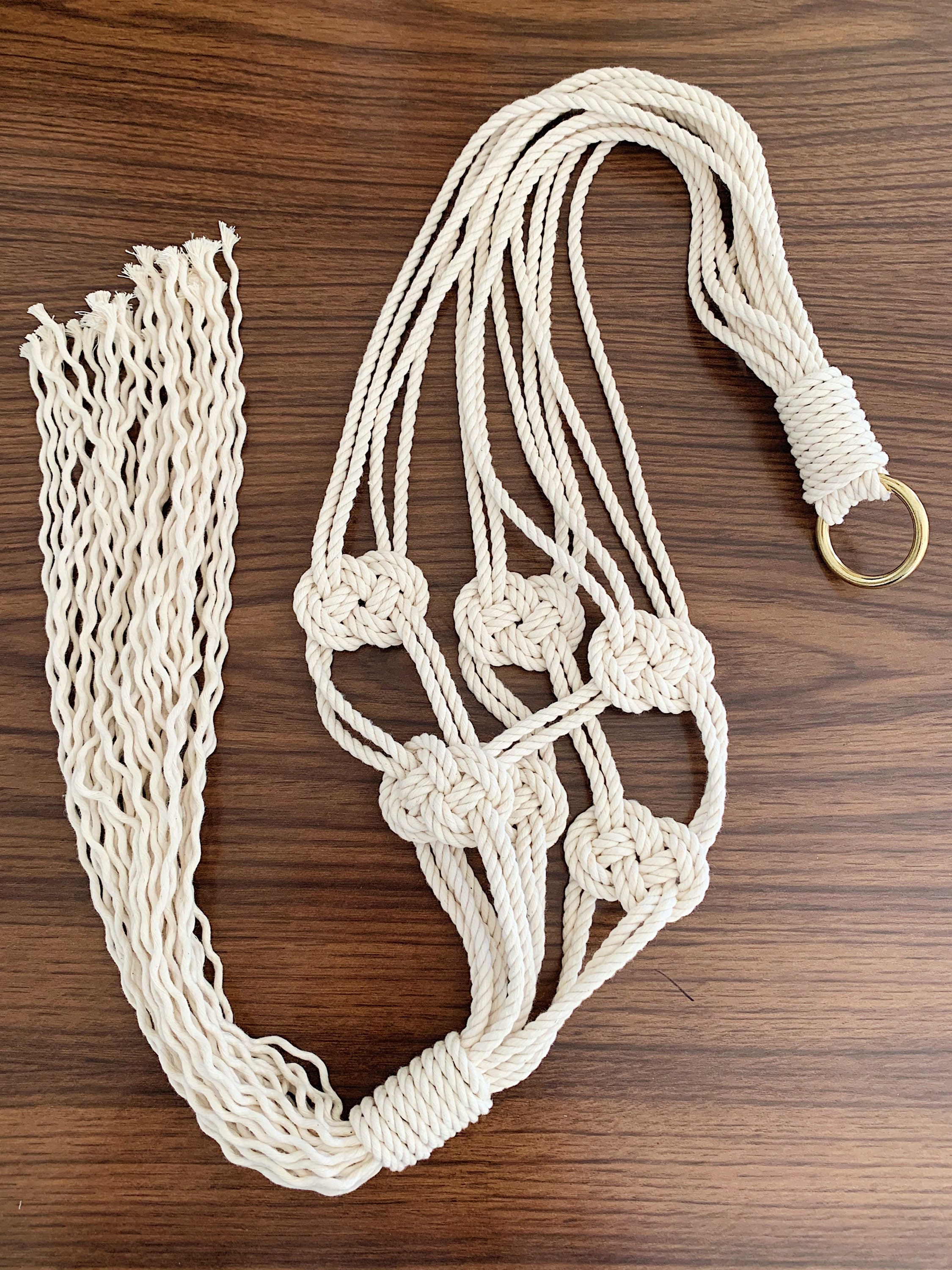 Store 1 — Language of Knots