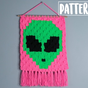 ALIEN C2C Wall Hanging Crochet Pattern / Corner to Corner Crochet ...
