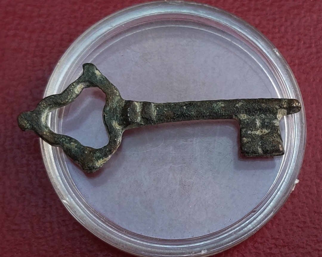 Authentic and Rare Medieval Bronze Coffin Key From the 13th/15th ...