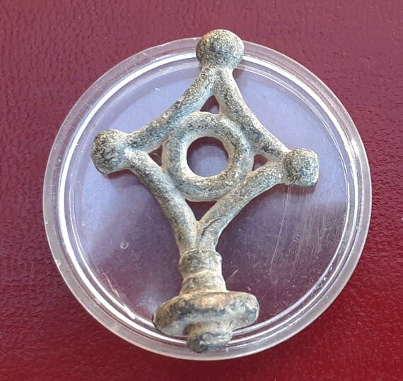 authentic Medieval cross of lead templar 13th century - Gem