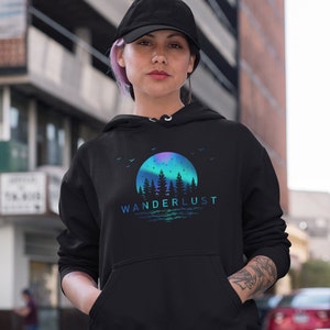 Wanderlust Northern Lights Hoodie Nature Aurora Borealis Hoodie Woman ...