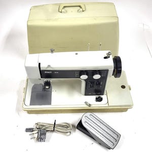 Vintage Pfaff 204 Sewing Machine 220v Europlug - Etsy