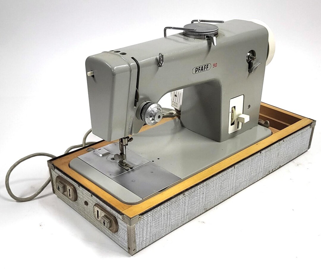 Vintage Pfaff 90 Electric Sewing Machine – 1950s Germany – Motor Runs ...