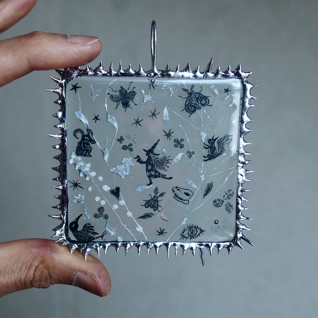 Spiky Stained Glass Spiky Frame Wall Hanging Goth Stained Glass Goth ...