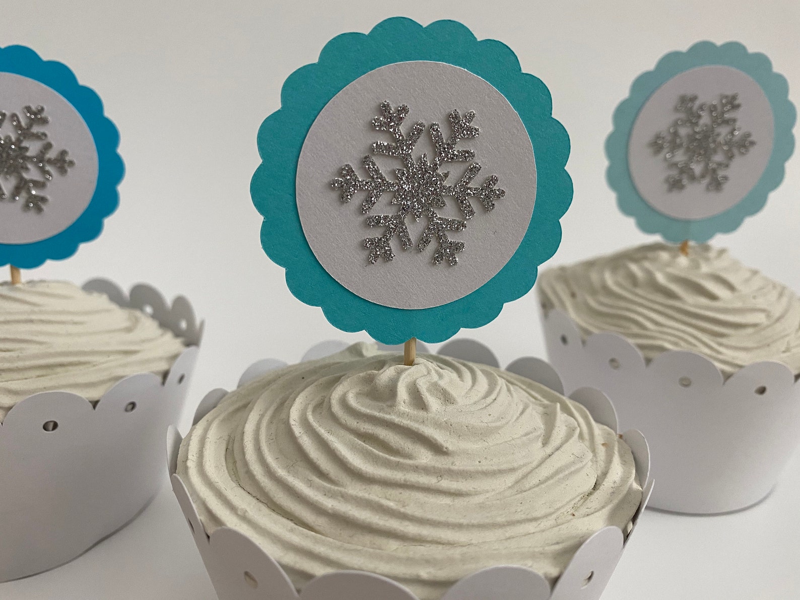 Snowflake Cupcake Toppers Frozen cupcake Toppers Snowflakes | Etsy