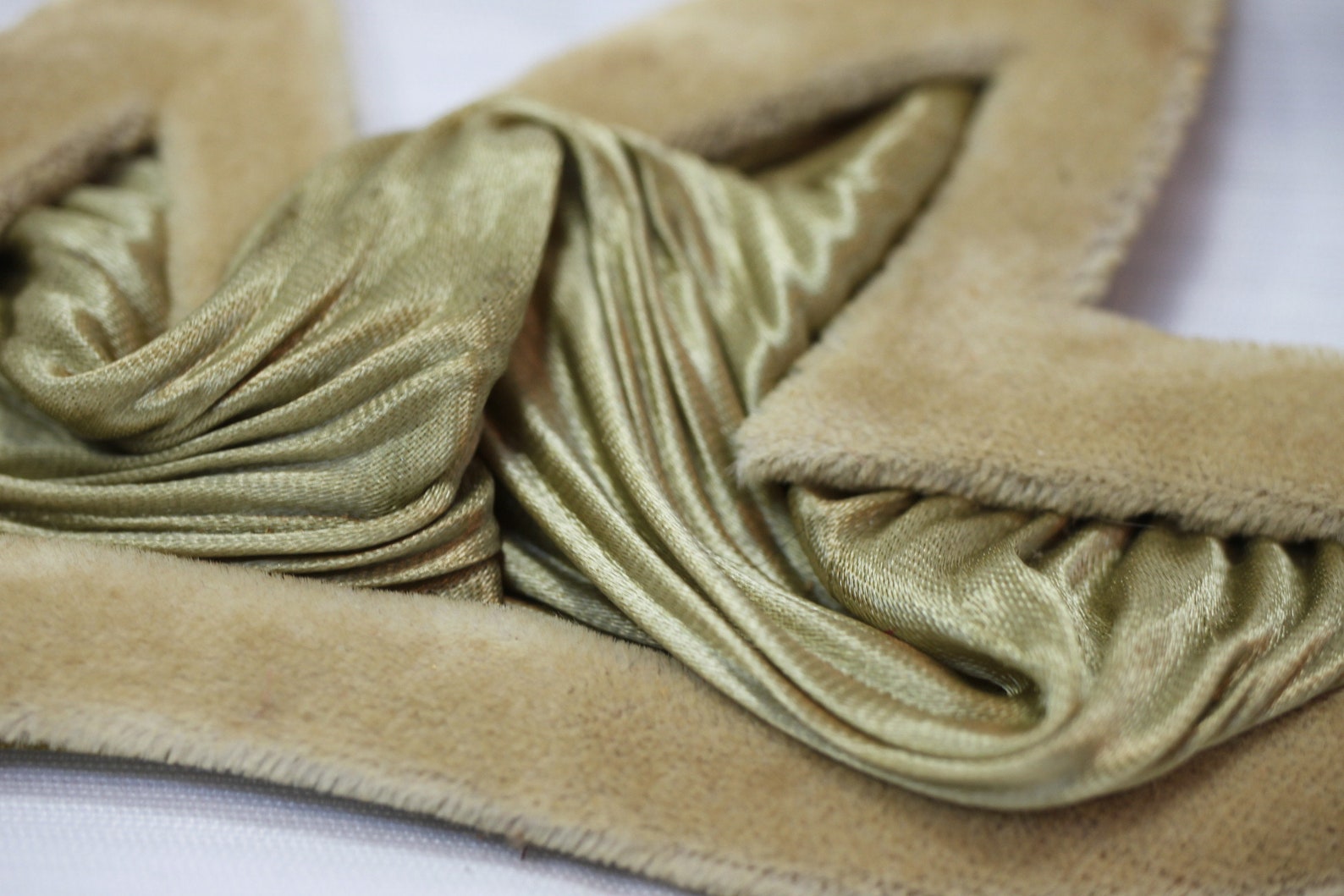 Green Chartreuse Antique Velvet Trimvintage 40s-50smillinery | Etsy