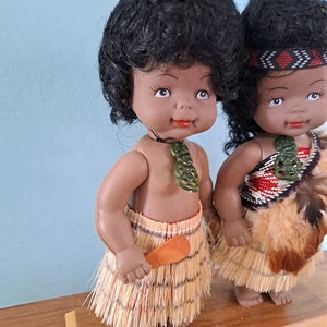 Pair Maori Dolls Collectors Souvenir Toy From New Zealand Vintage 70s ...