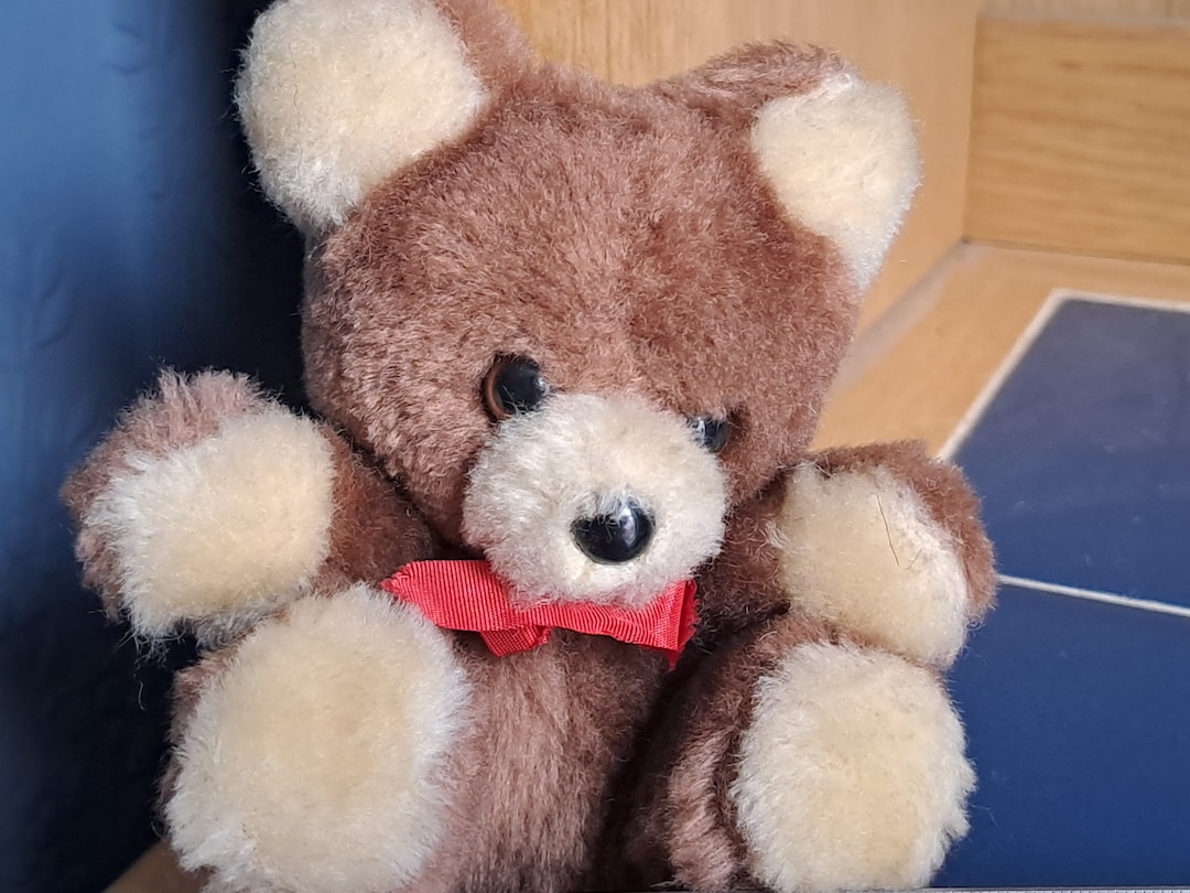 Vintage Russ Berrie Miniature Teddy Bear - Collectors Plush Toy. - Etsy