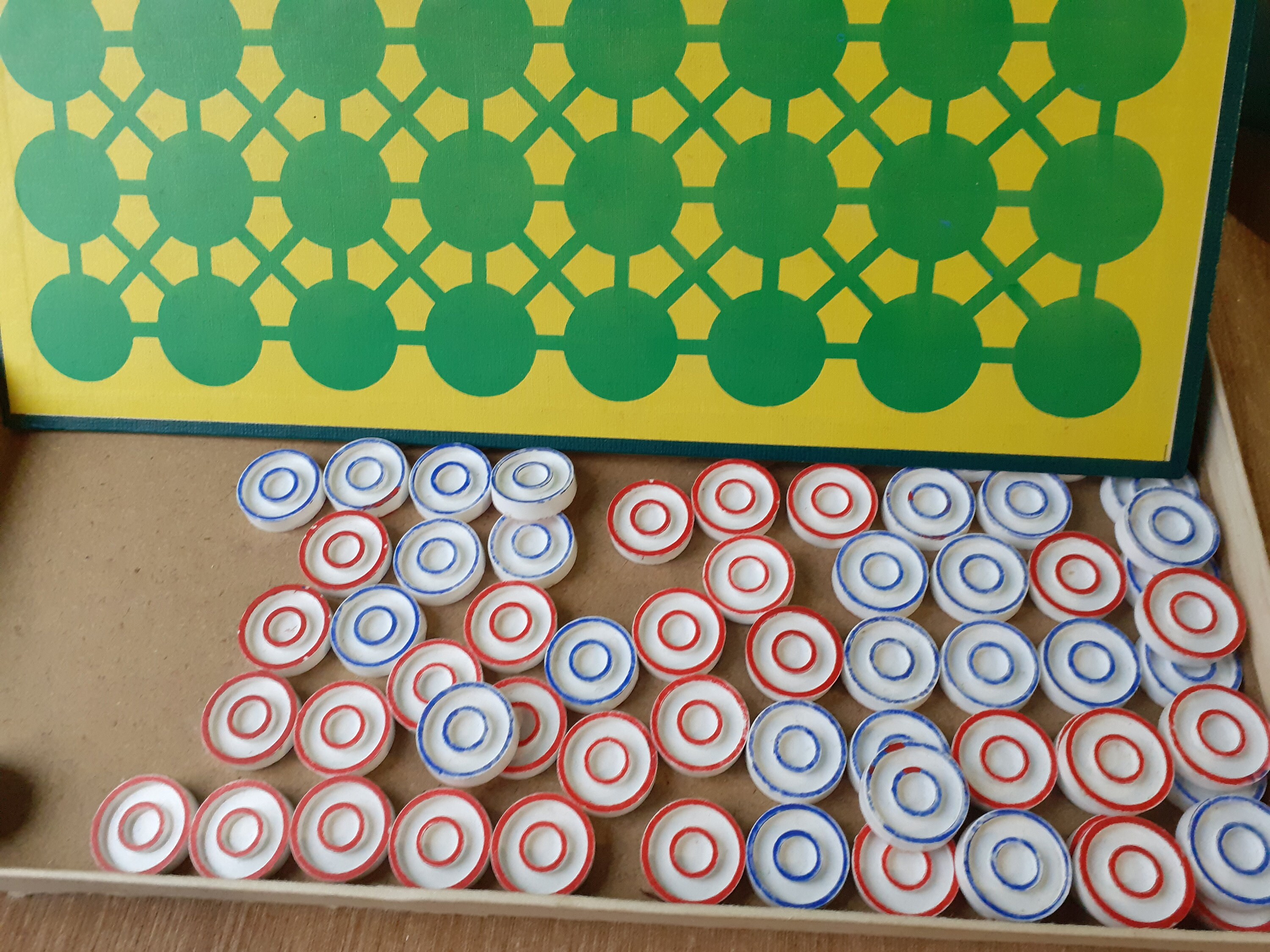 Spear's Games Reversi Vintage 1970s Counter Board Game | Etsy