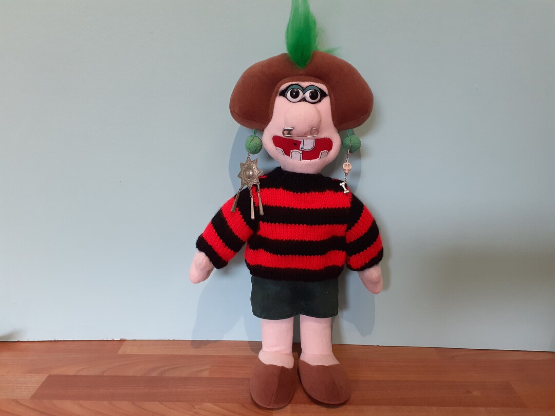 Wallace and Gromit - Punk Rocker Wendolene Adult Adapted Toy Plush 1989 ...
