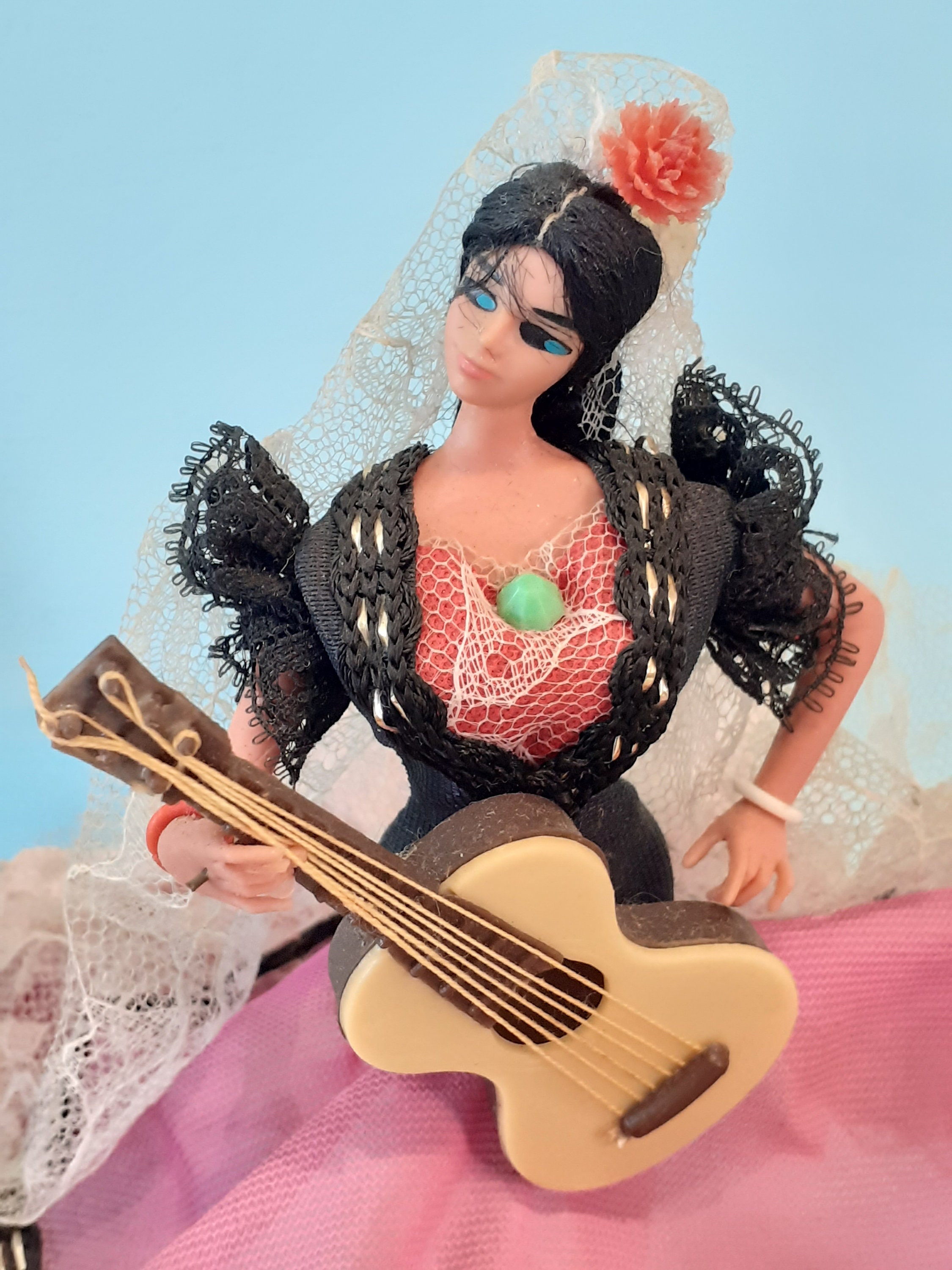 Spanish Doll Pair of Grain Marin Chiclana Flamenco Dancing With Guitar ...