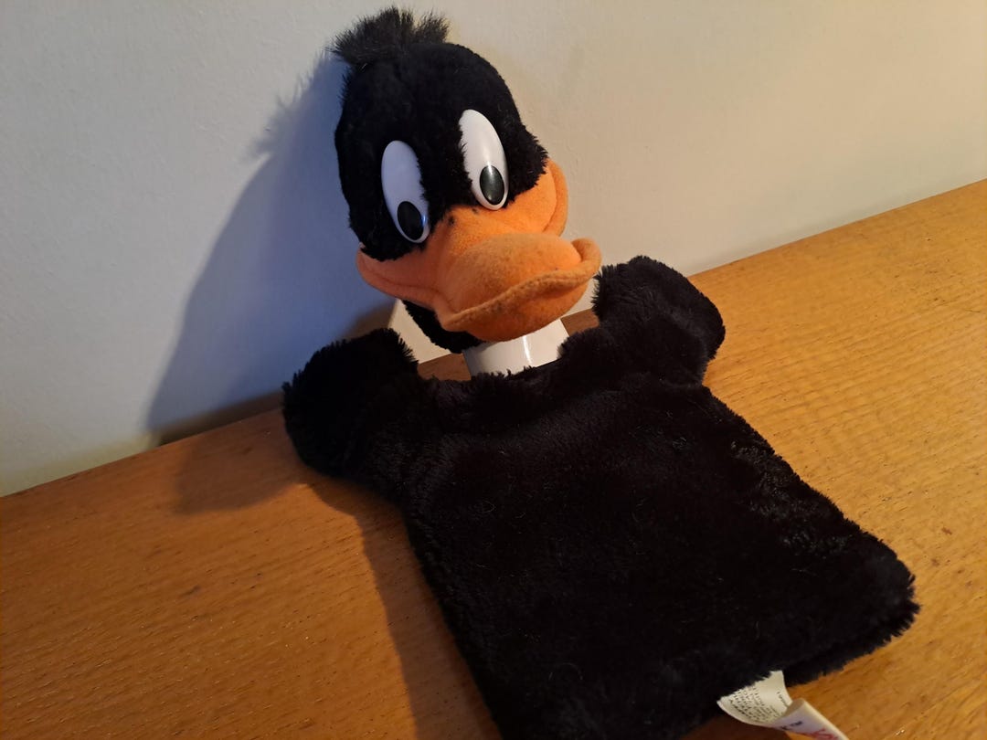 Vintage 1990 Daffy Duck Hand Puppet Warner Brothers Teddy Rare Stuffed ...