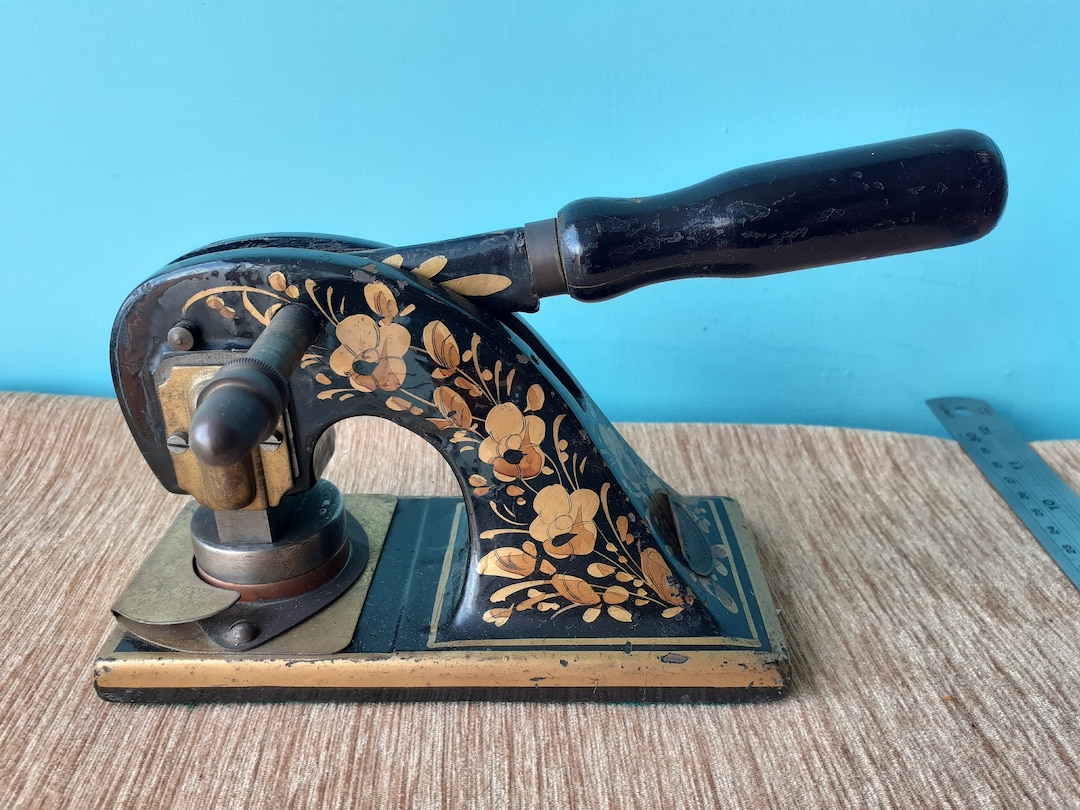 Antique Cast Iron Jordan and Sons Stamp Paper Embossing Press With Gold ...