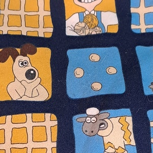 Wallace and Gromit and Shaun the Sheep Neck Tie Blue / Yellow Cartoon ...