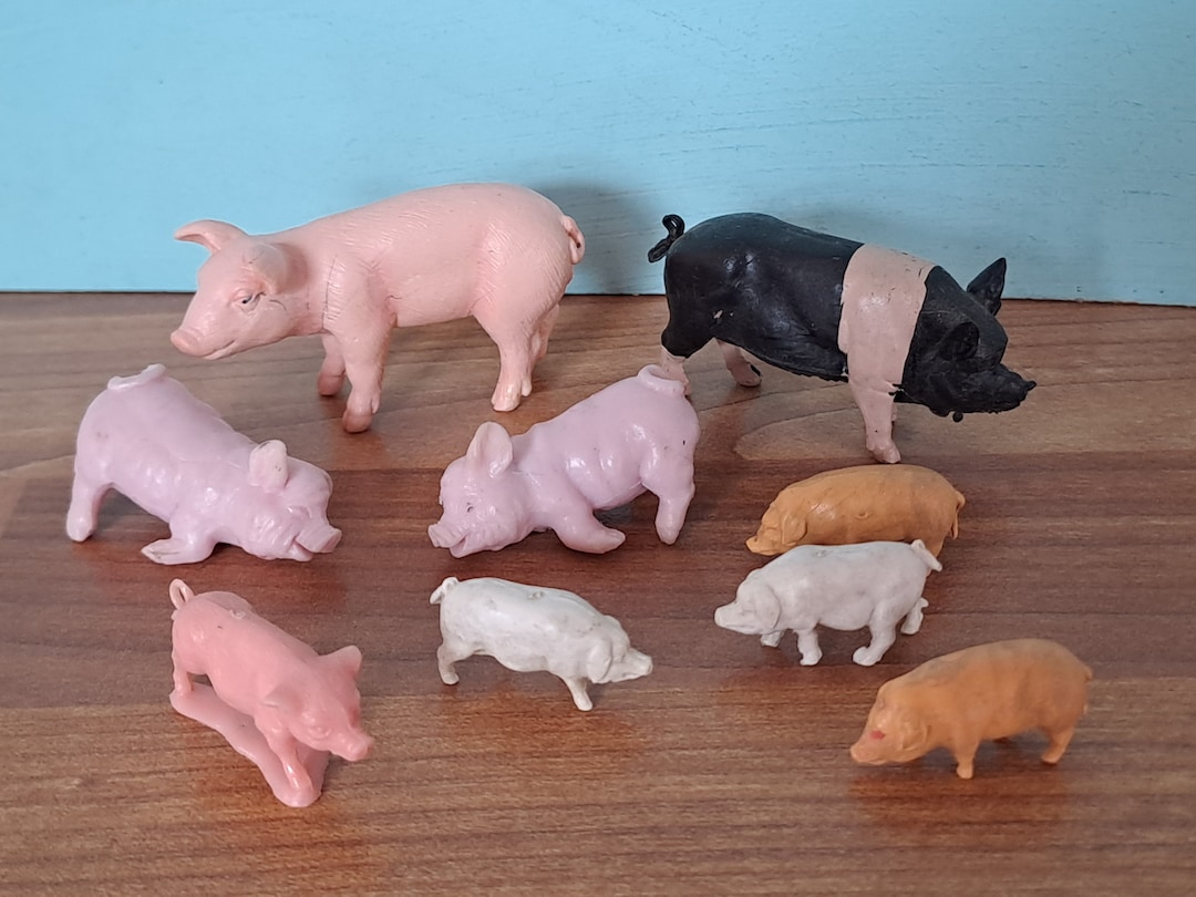 Set of 9 Mix of Pigs and Piglets Farm Animals Vintage Miniature Figures ...