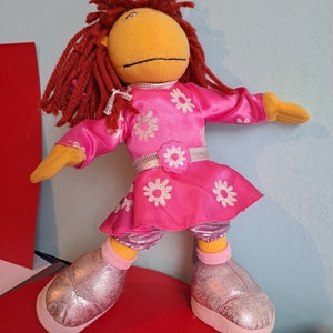 Hasbro Bendy Poseable Fizz Doll From the Tweenies Vintage TV Show ...