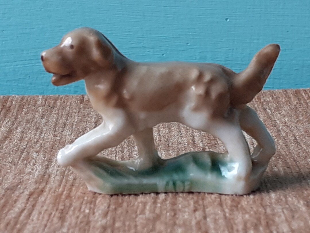Wade Whimsies Early Labrador Dog Porcelain Figure, Figurine, Ornament ...