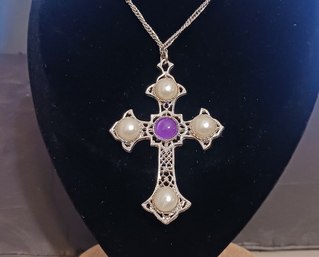 A "sarah Coventry", Vintage, Signed, Cross Pendant With a Amethyst ...