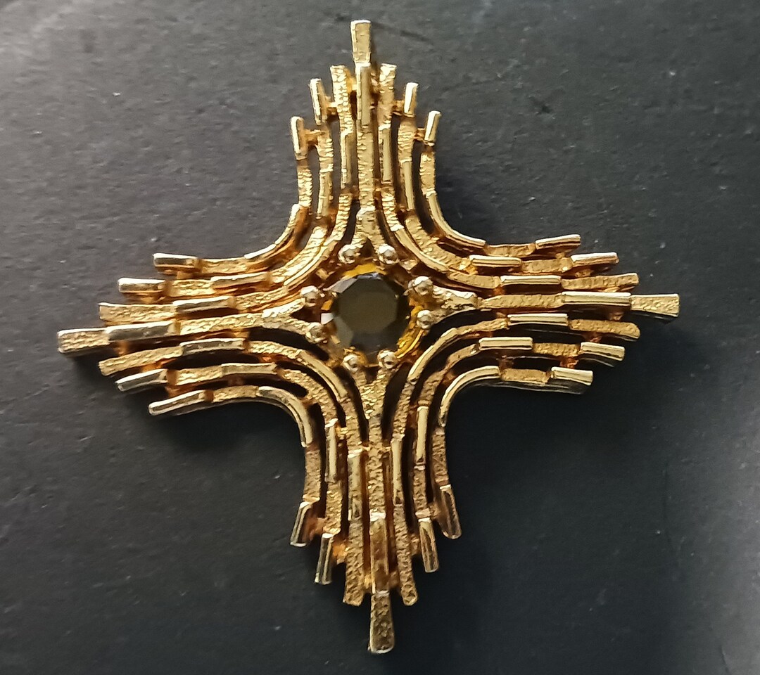 Vintage 1970's, Signed, Sarah Coventry Gold Tone Cross Pendant. Fast ...
