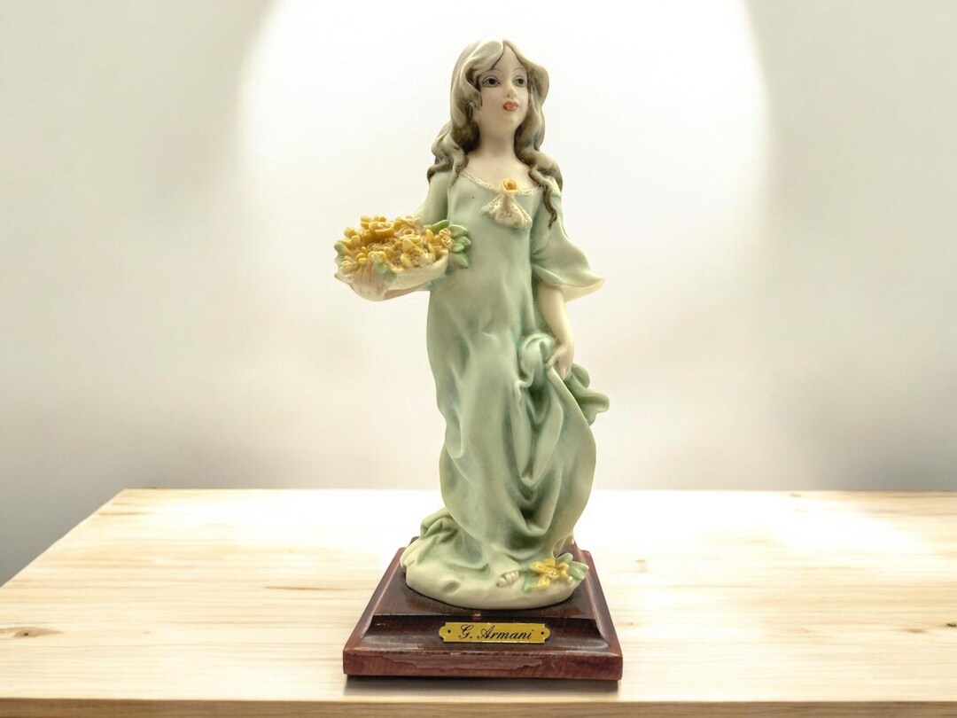 Giuseppe Armani Porcelain Figurine, Florence Vintage - Etsy