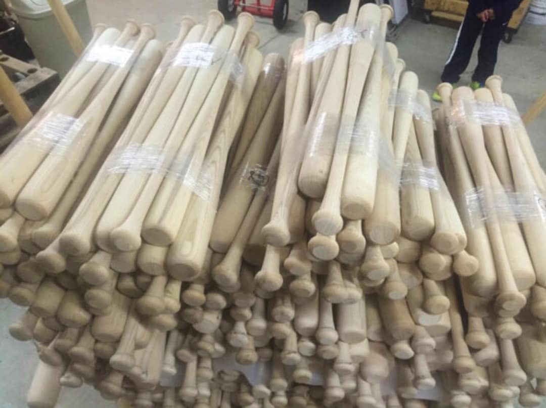 20 Unmarked Wood Baseball Bats, DIY Craft Blanks (31-34 Inch) - Etsy