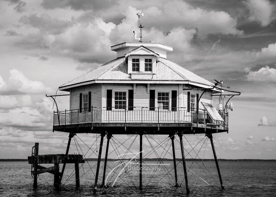 Middle Bay Lighthouse Photograph in Various Sizes - Etsy