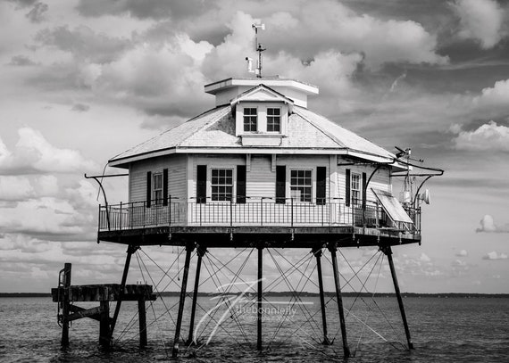Middle Bay Lighthouse Photograph in Various Sizes - Etsy
