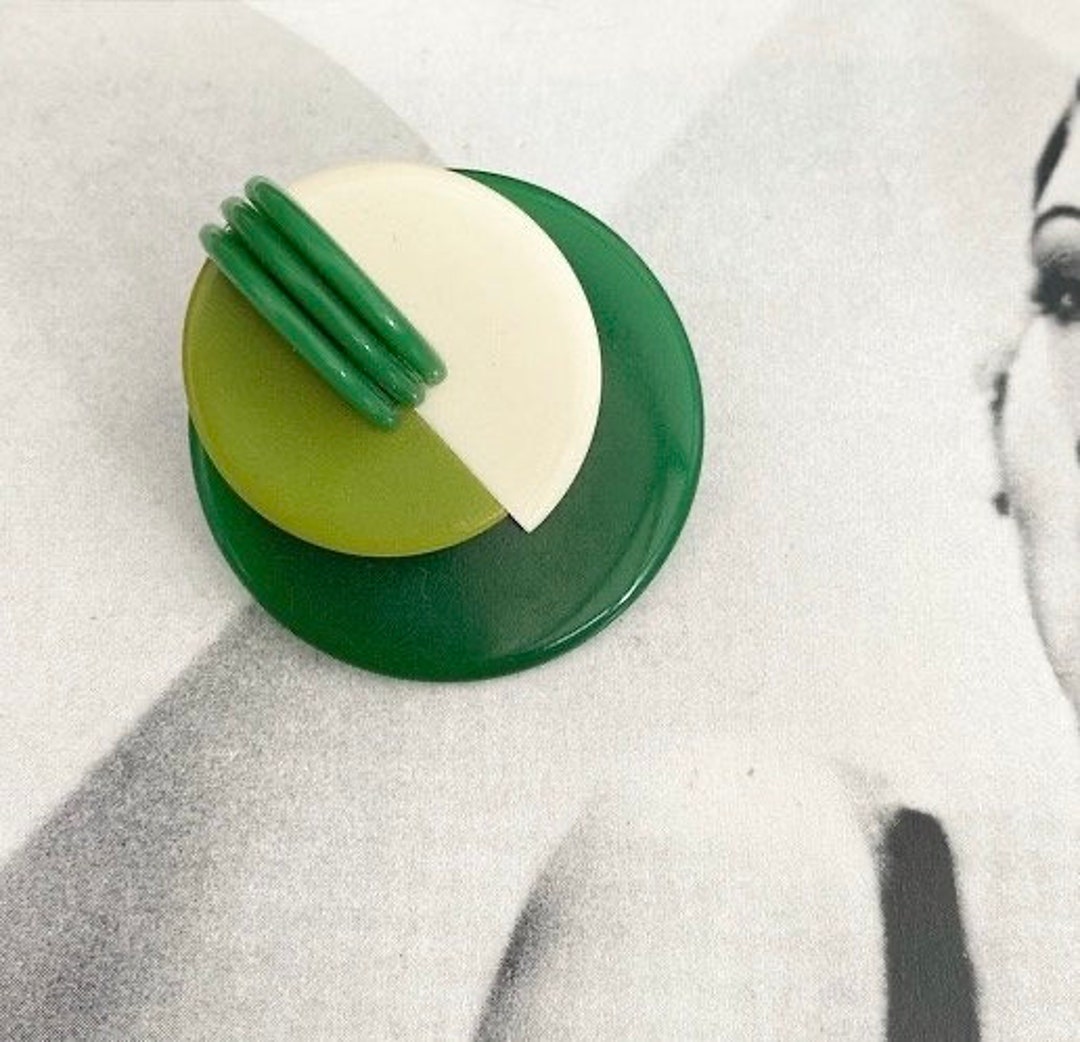 Art Deco Vintage Racing Green Bakelite & Galalith Geometric Brooch - Etsy