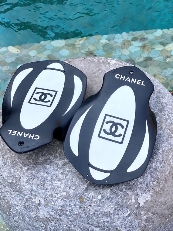 Vintage CHANEL 90's CC Logo Swim Pool Sport Paddles B… - Gem