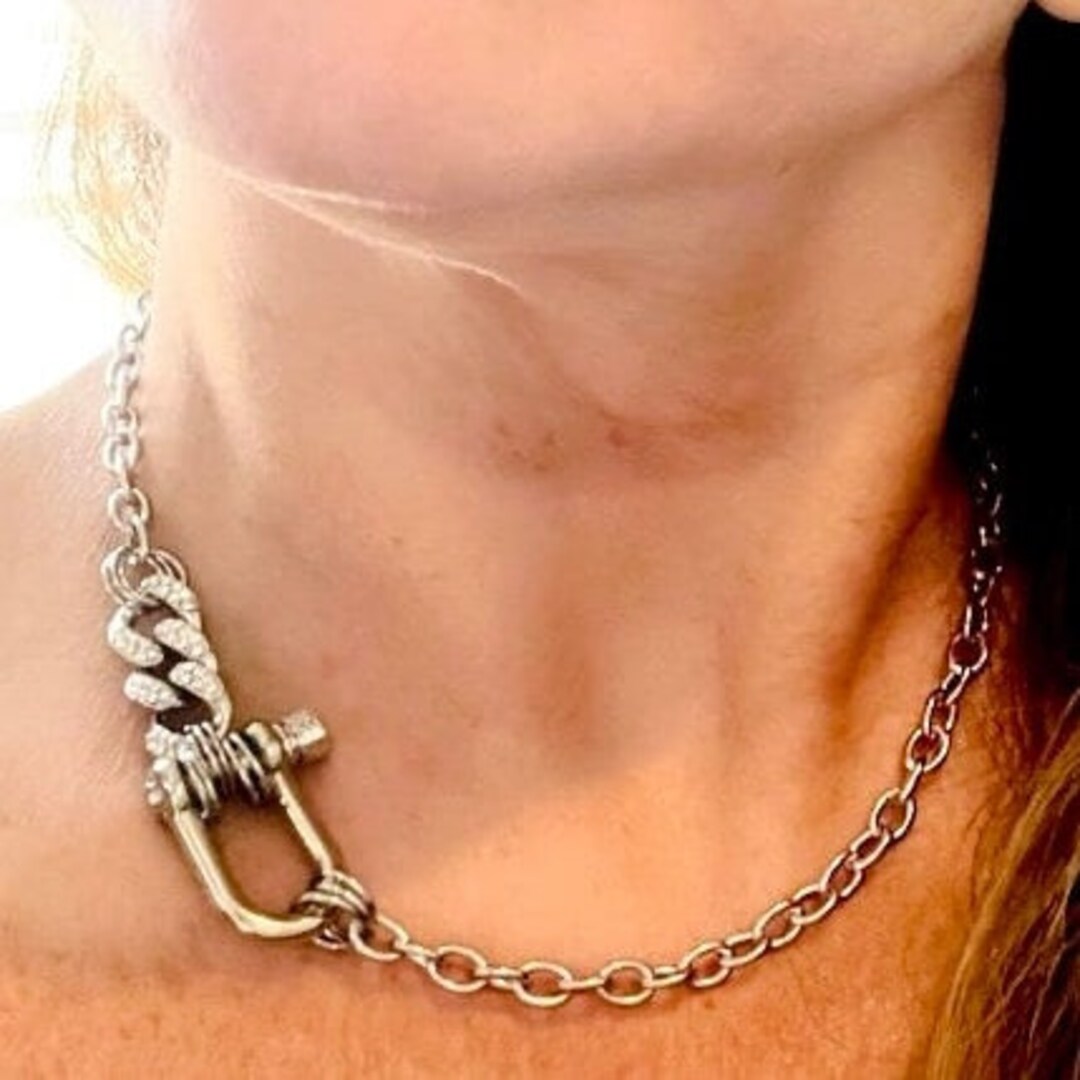 Cable Silver Chain With Horseshoe and Pave Chunky Chain .statement Necklace . Chunky Silver ...