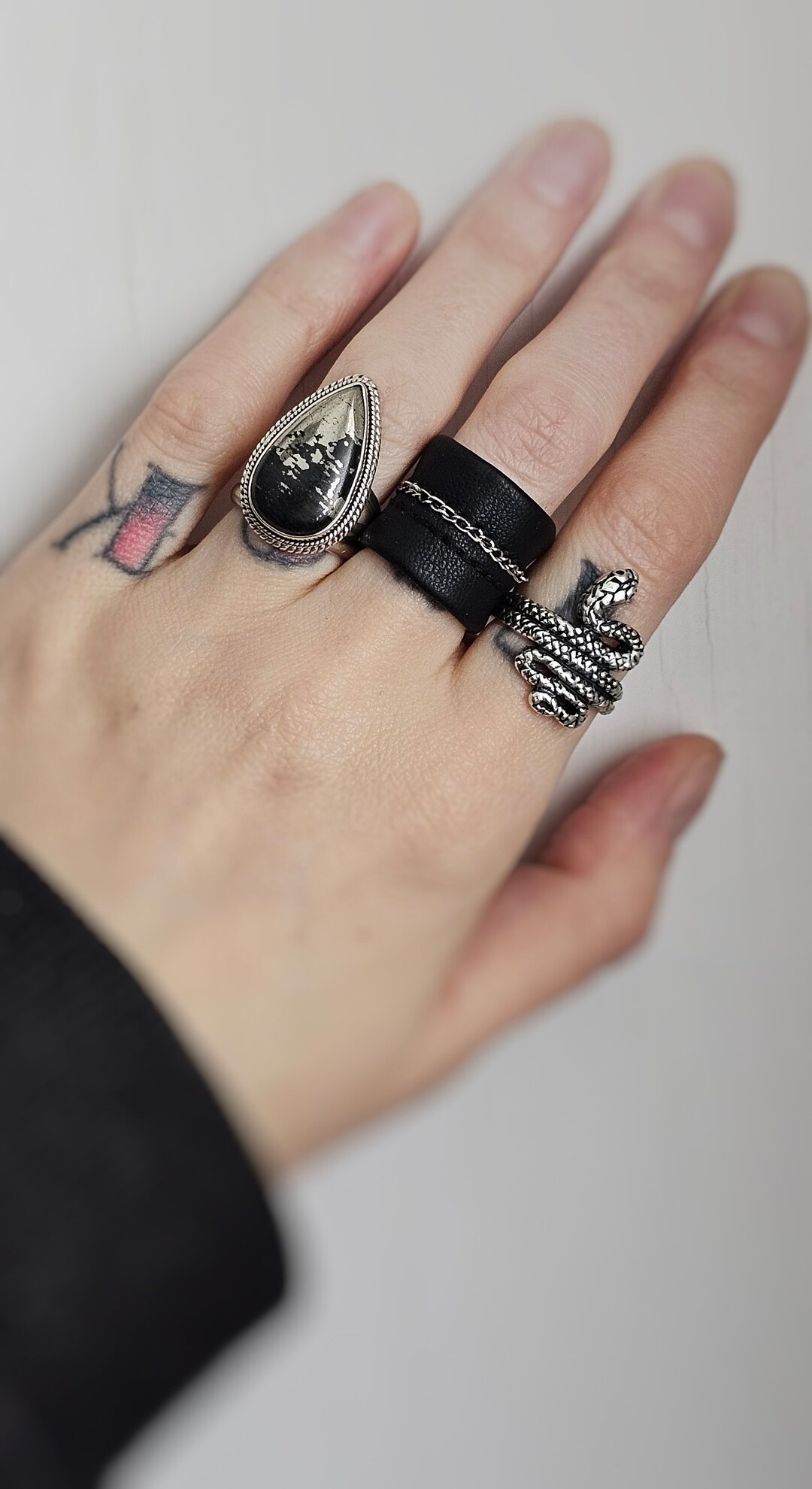 BAD GUY Mini Chain + Black Vegan Leather Unisex Statement Ring ...