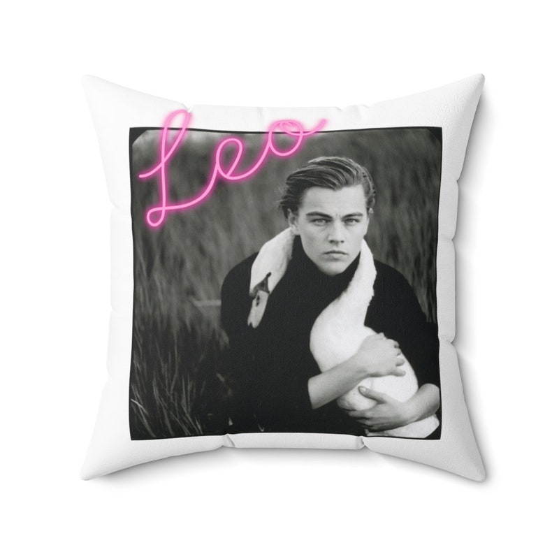 Leonardo Dicaprio Gift - 60+ Gift Ideas for 2024