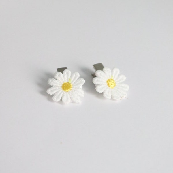 Daisy Accessories - Etsy