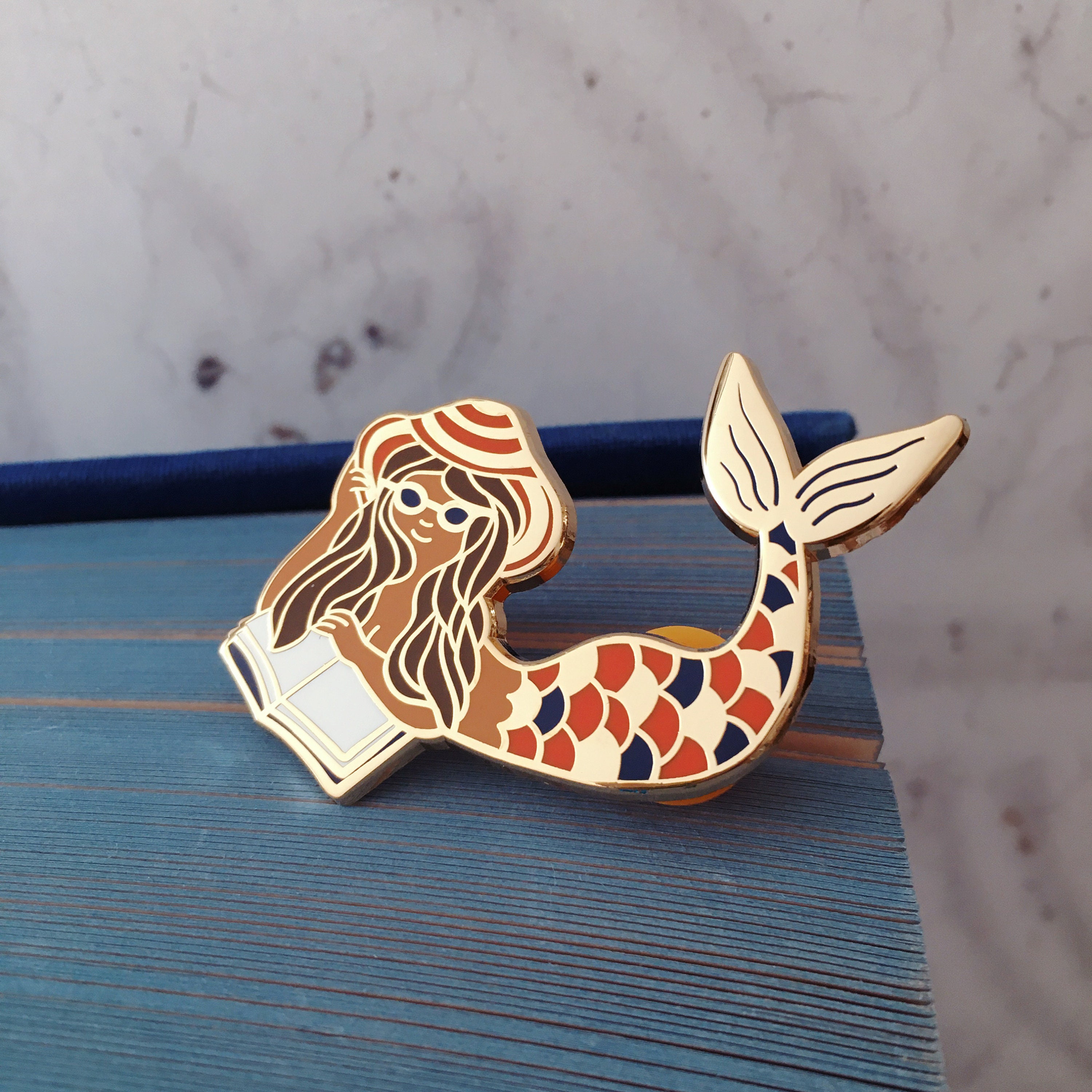 Amber Mermaid Reader Hard Enamel Pin / Mermay / Bookish Gift / | Etsy