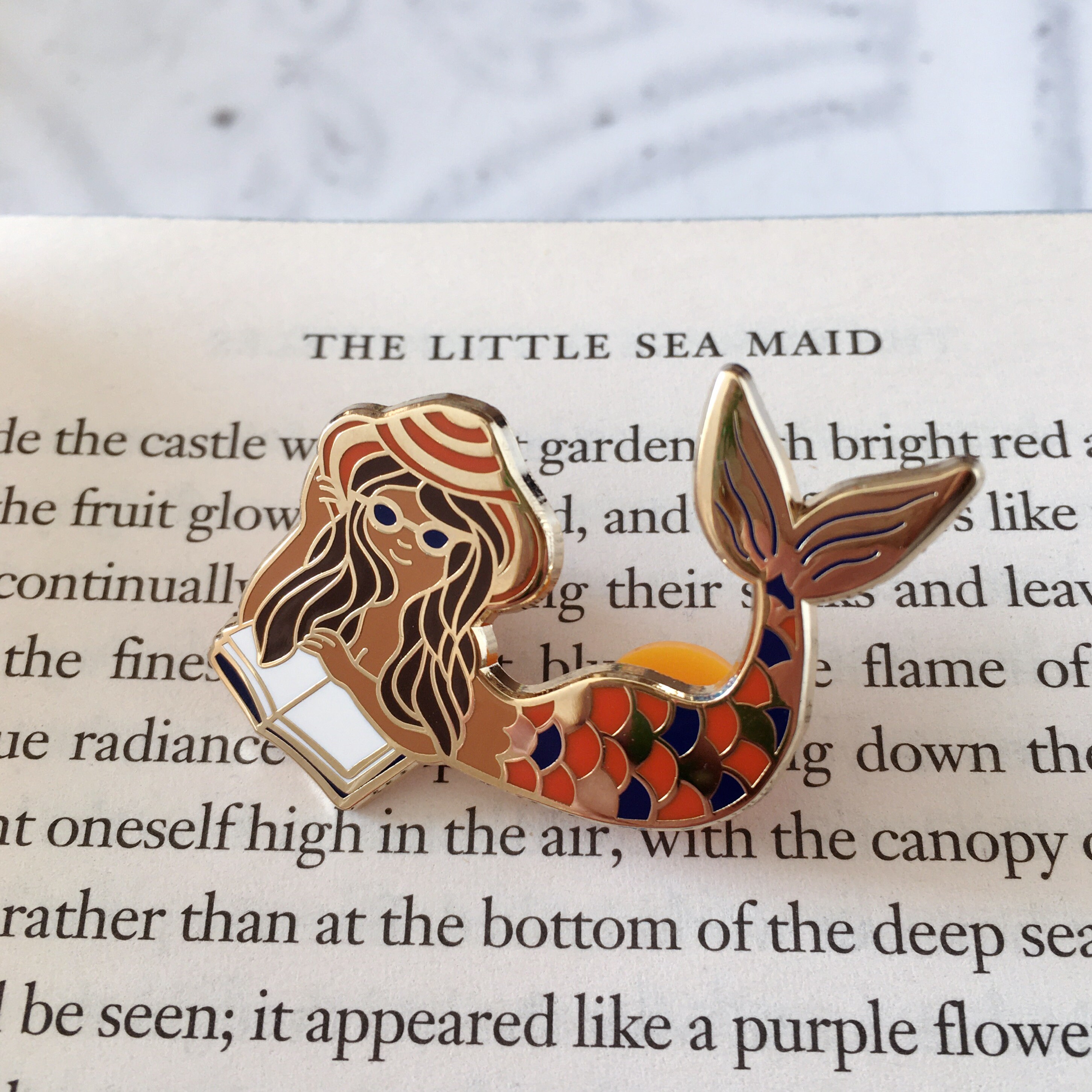 Amber Mermaid Reader Hard Enamel Pin / Mermay / Bookish Gift / - Etsy