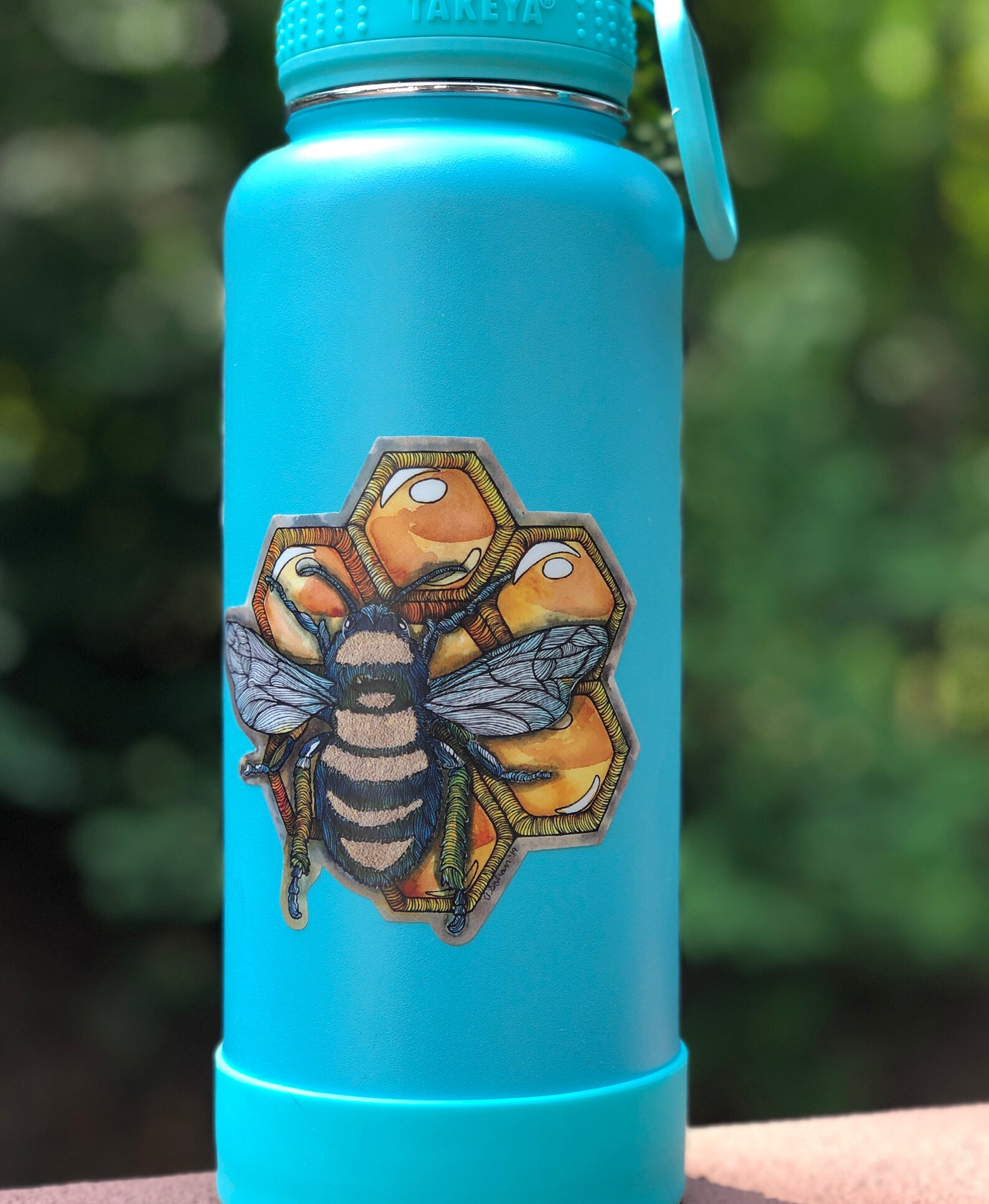 4 Inch Vinyl Bee Sticker - Etsy