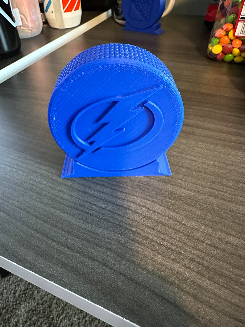 3D Printed Hockey Puck Display Stand - Etsy